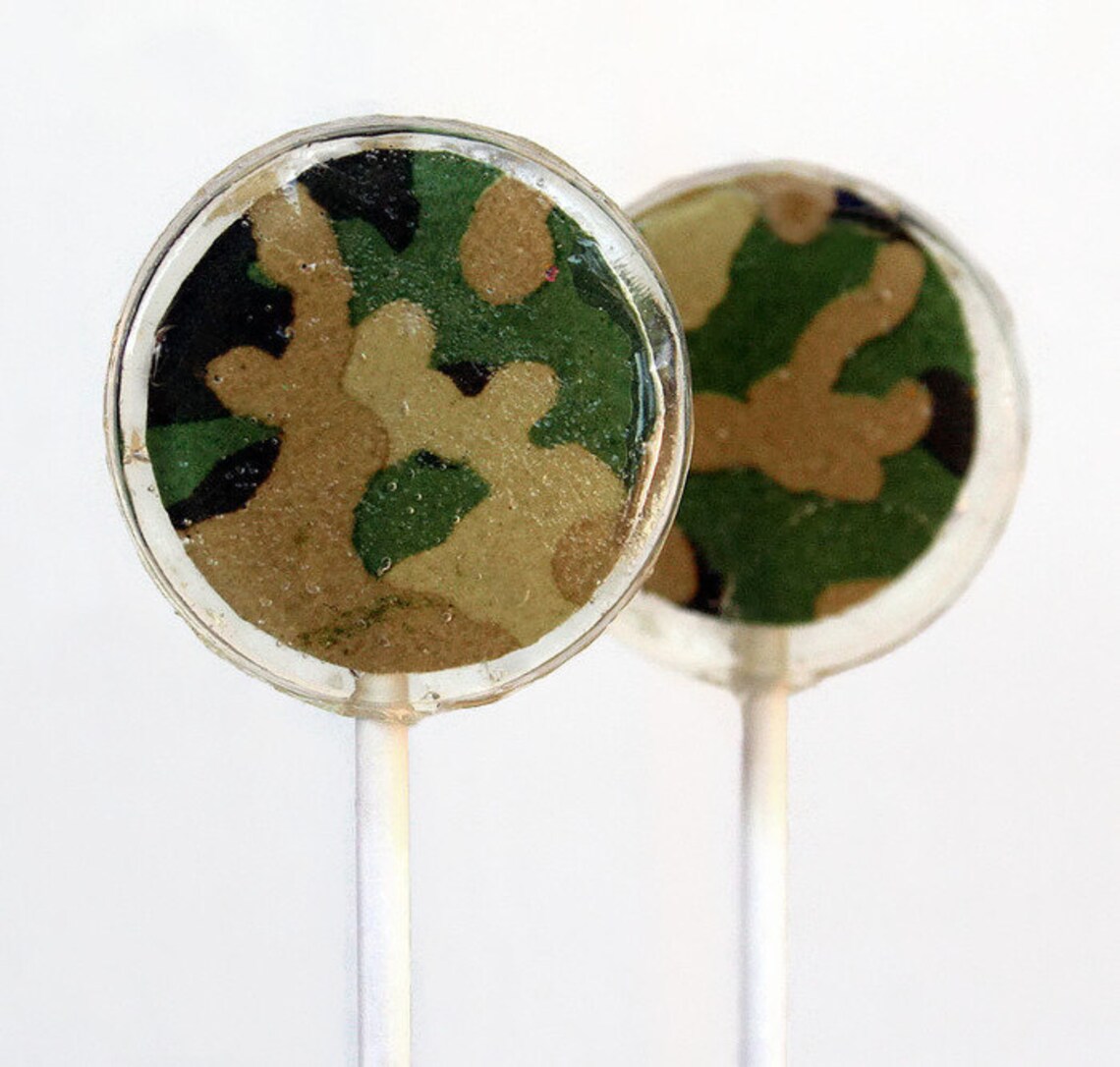 Camouflage Print Wedding Favor Lollipops Hunters Camo 6 Lollipop Pack ...