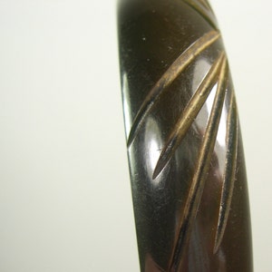Vintage Bakelite Hand Carved 1940s Bangle - Etsy