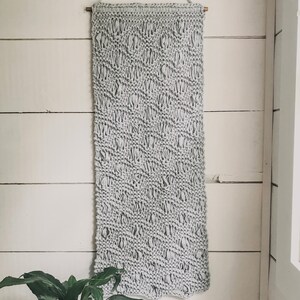 Knitting Pattern // the Wave Stitch Wall Hanging // Yarn Wall Hanging ...