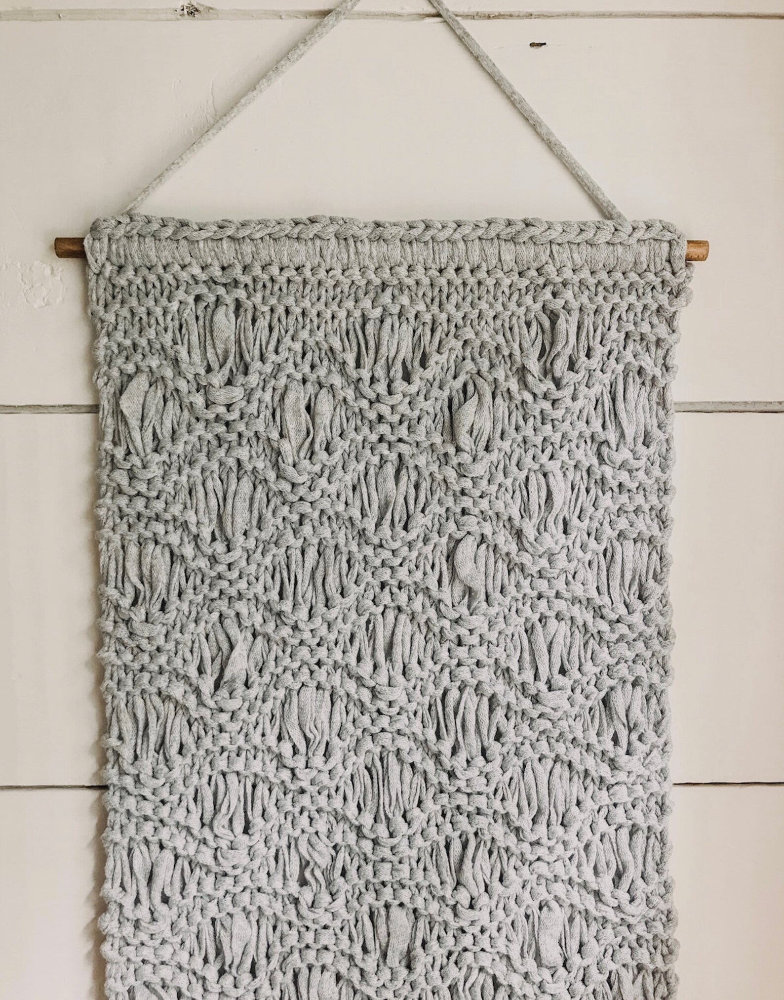 Knitting Pattern // the Wave Stitch Wall Hanging // Yarn Wall - Etsy