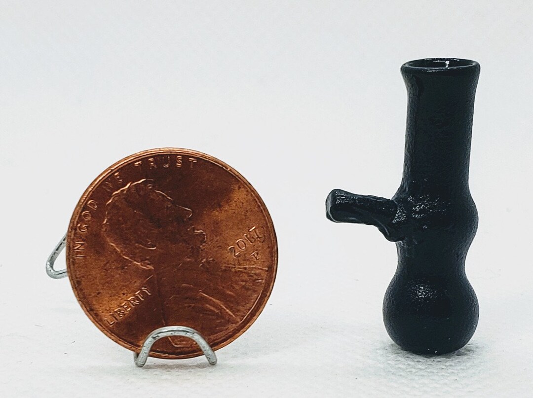 Dollhouse Miniature Glass "water Pipe" - Black -- 1:12 Scale - Etsy