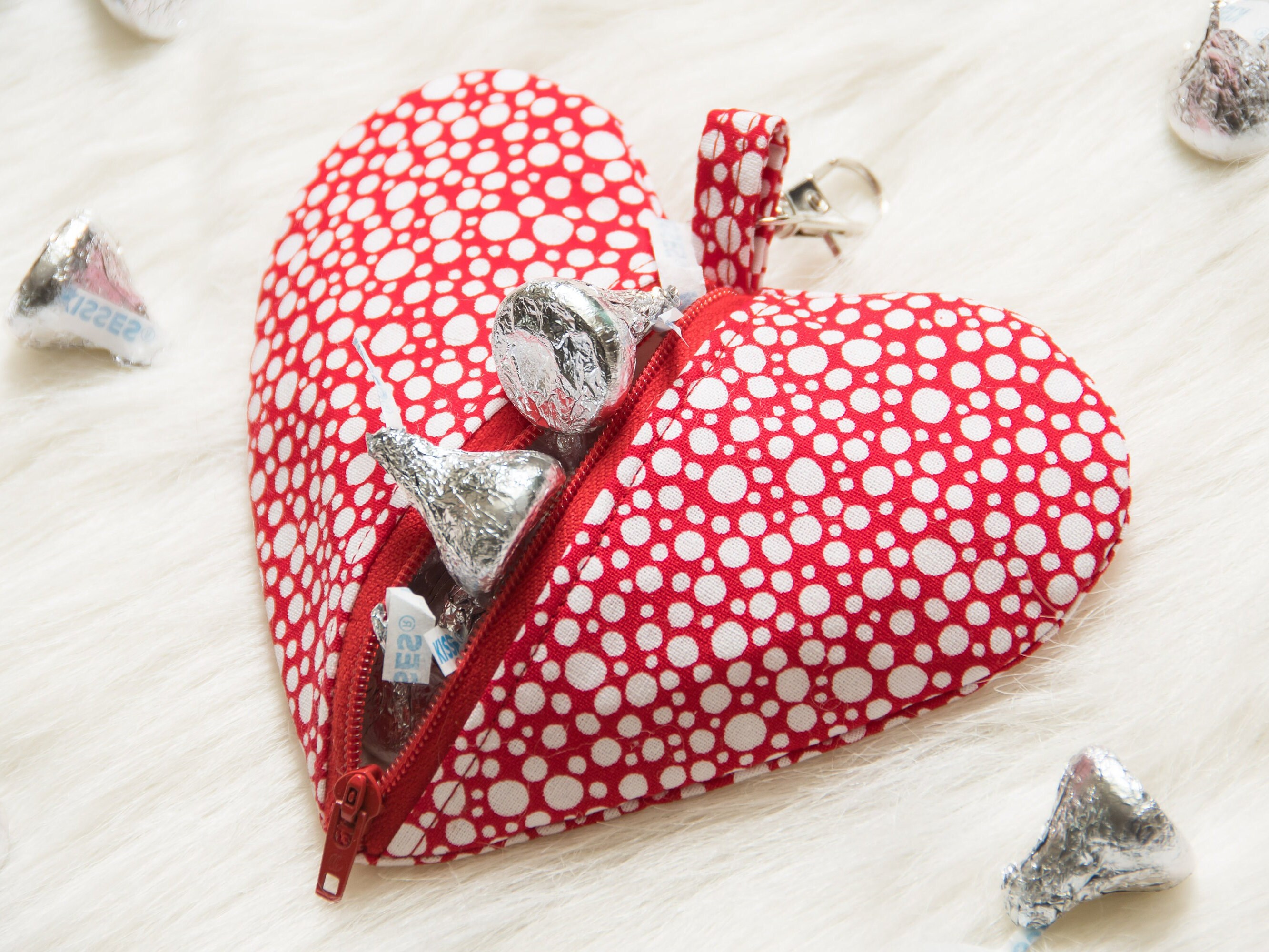 Heart Zip Pouch PDF Sewing Pattern Pouch Pattern Heart | Etsy
