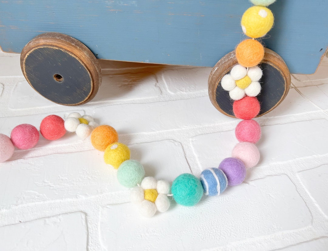 Sprouting Spring Felt Pom Bunting Pastel Rainbow Springtime Daisy Felt ...
