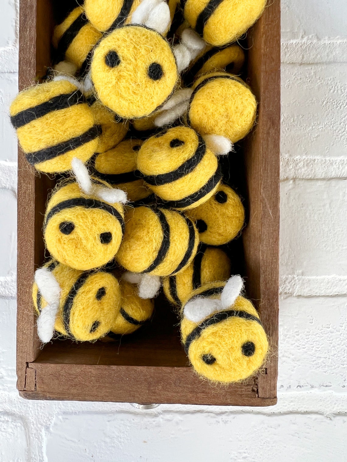 Felt Bumblebee Spring Summer Decor Yellow Bee Vase Filler - Etsy