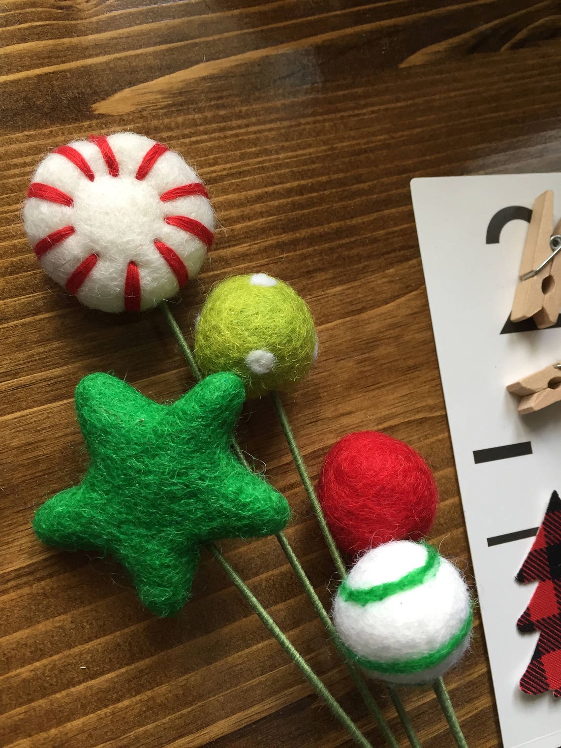 Pom Cluster Peppermint Party Pom Flower Bouquet - Etsy