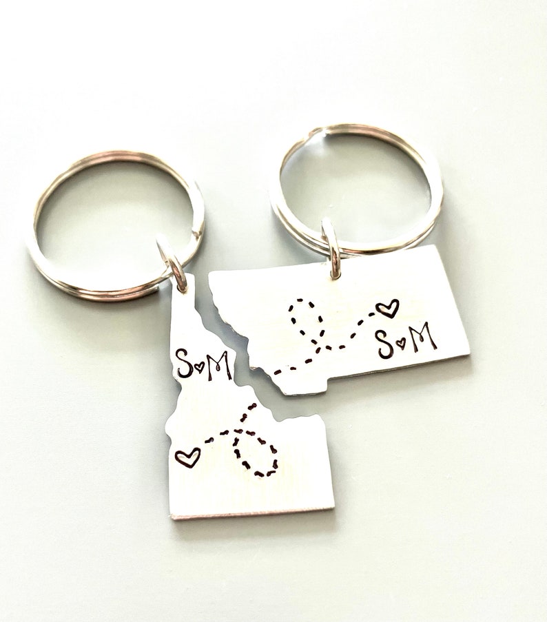 Best Friends Gift Custom Keychains for Two, Personalized Couples Gift ...