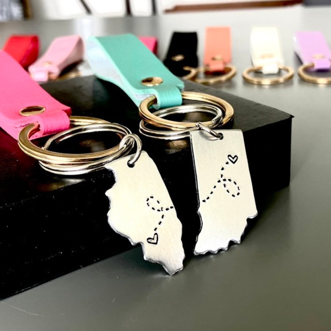 BEST FRIEND KEYCHAINS Customized Long Distance State Keychains Hand ...