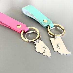Best Friends State Keychains Set Custom Hearts Locations, BFF Gift ...