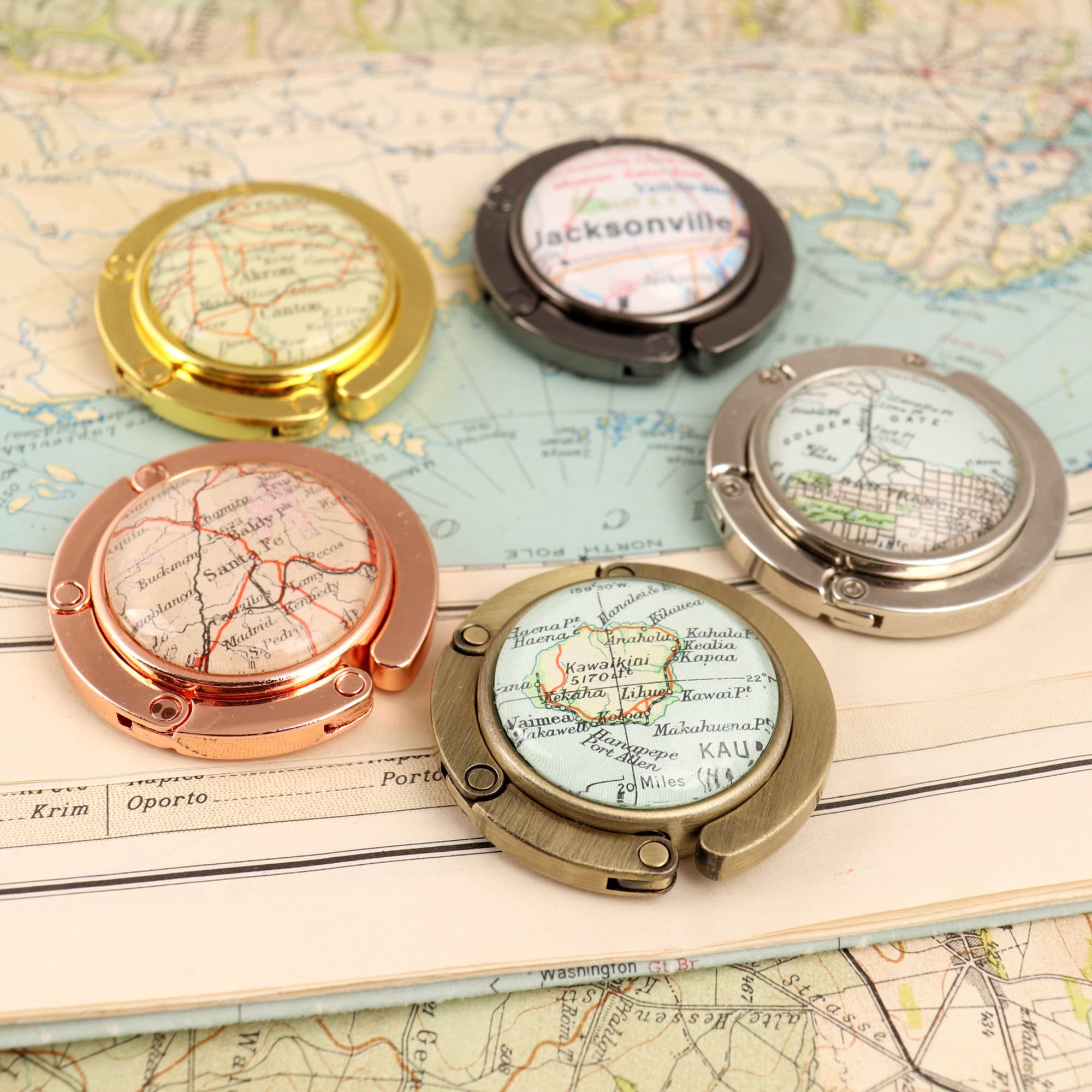 Personalized Map Purse Hanger: Custom Location Gift - Etsy