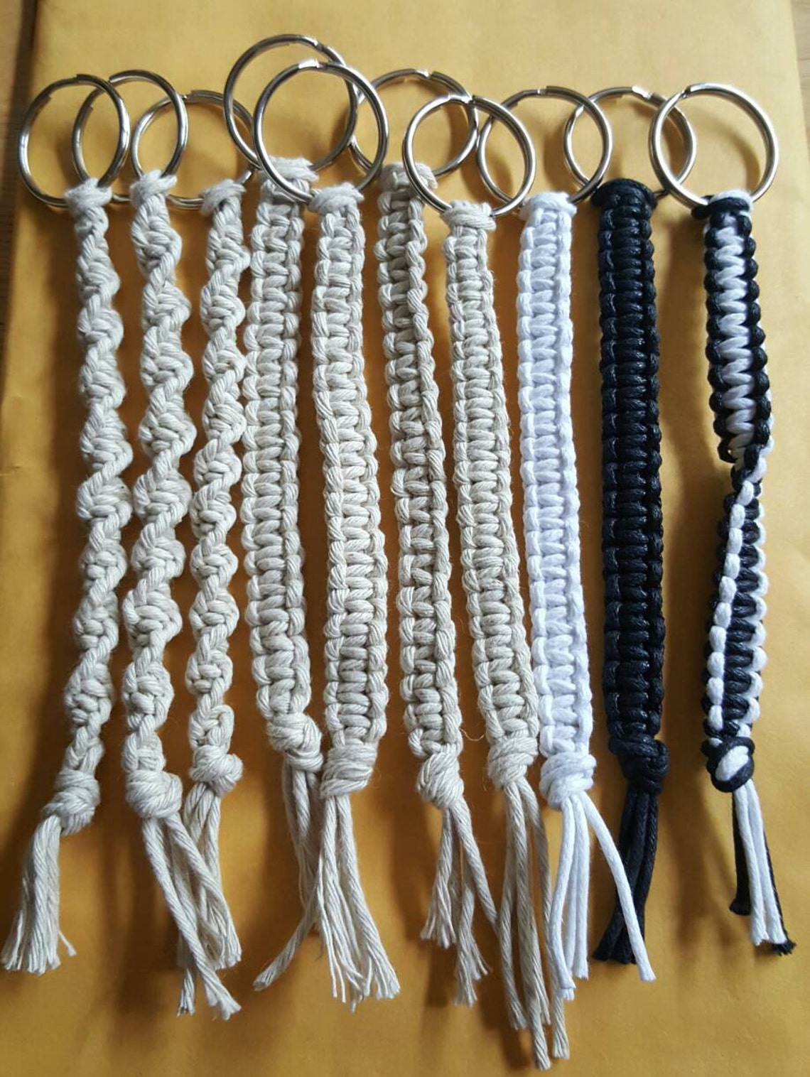 Macramé Square Knot Keychain Key Fob - Etsy