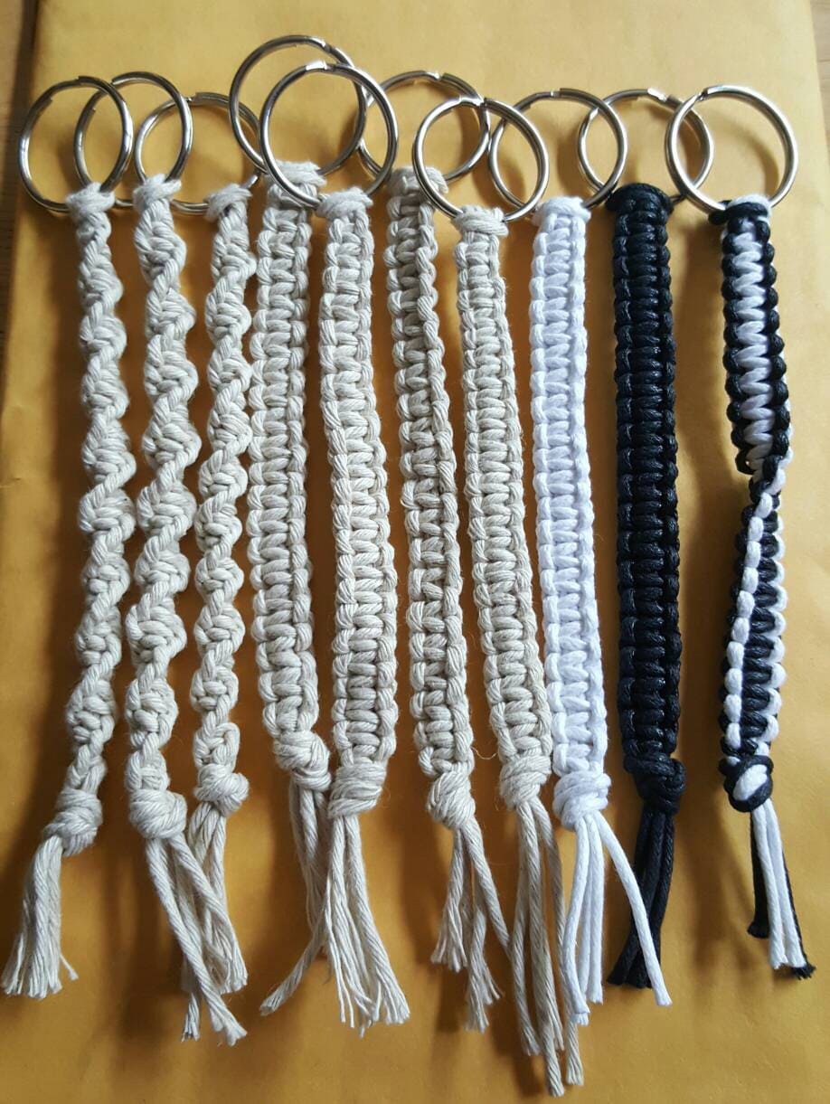 Macramé Square Knot Keychain Key Fob - Etsy
