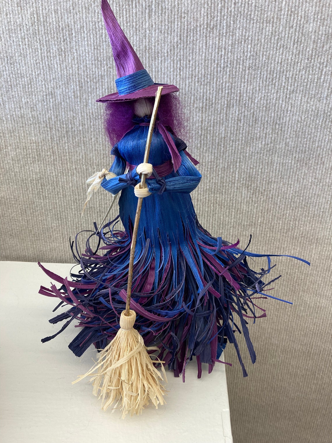 Corn Shuck Witch, Standing Corn Shuck Witch With Broom, Witch Corn Husk ...