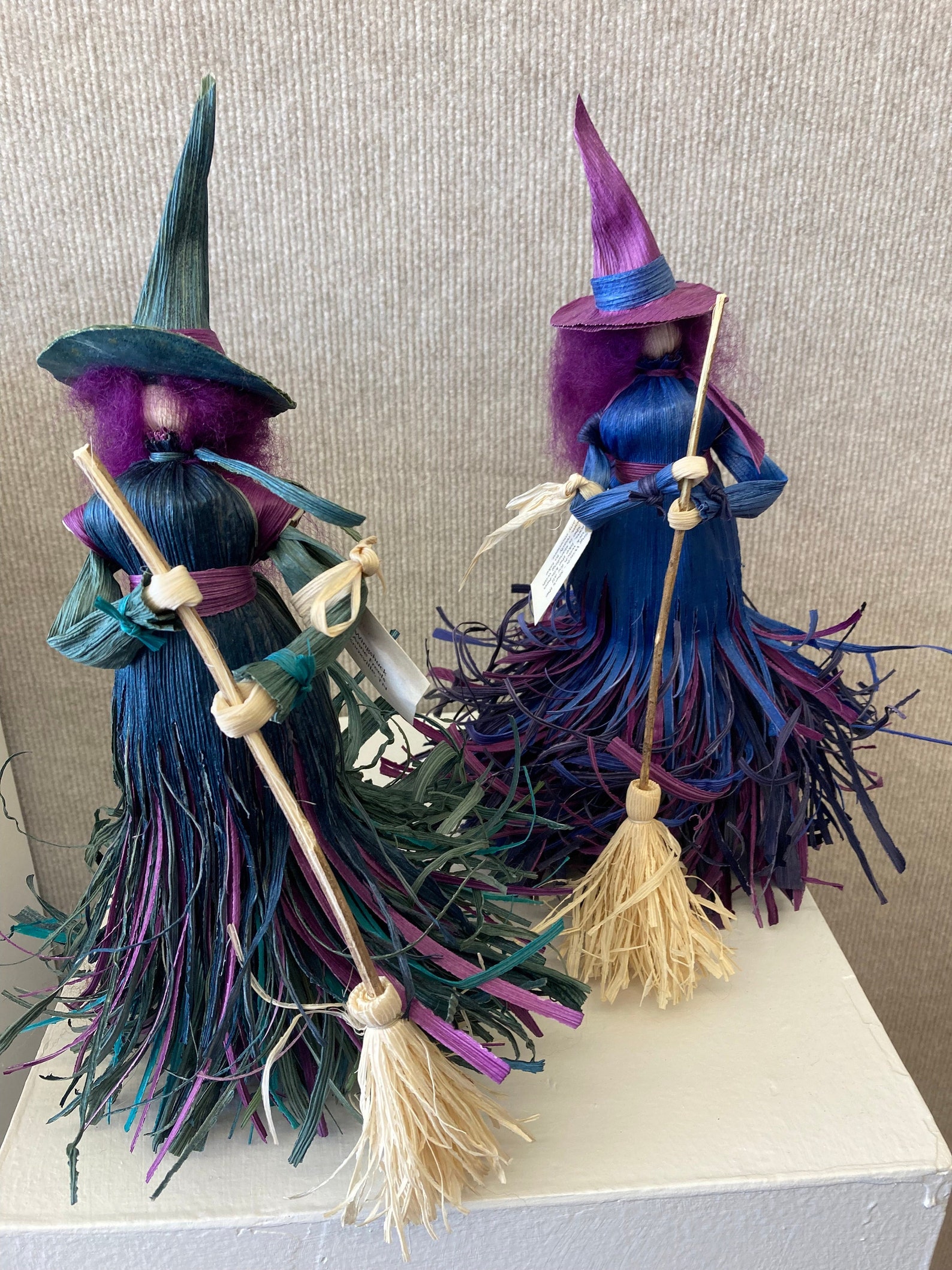 Corn Shuck Witch, Standing Corn Shuck Witch With Broom, Witch Corn Husk ...