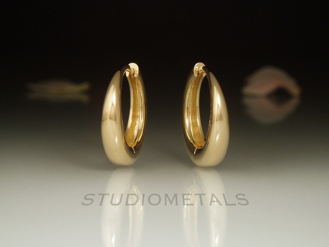 18mm Tapered Gold Hoop Earrings, Chunky Gold Hoops, 14kt Gold Hinged ...