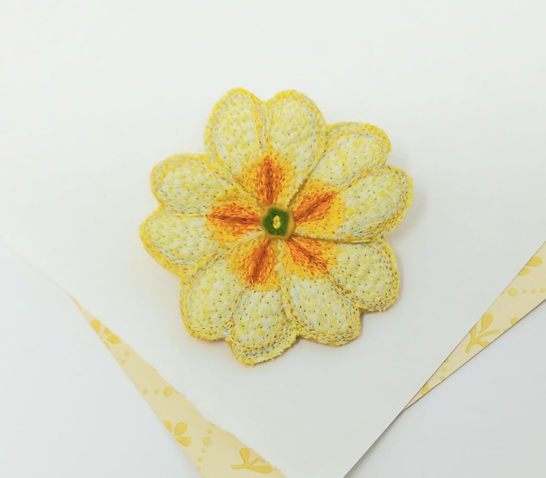 Embroidered Primrose Brooch, Primrose Pin, Wearable Textile Art. - Etsy