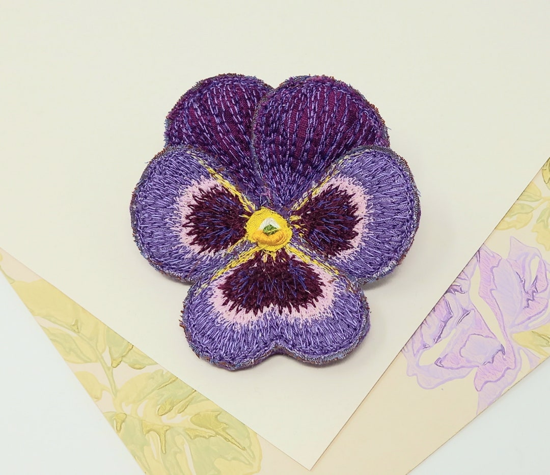 Embroidered Pansy Brooch, Pansy Pin, Textile Art, Soft Sculpture. - Etsy
