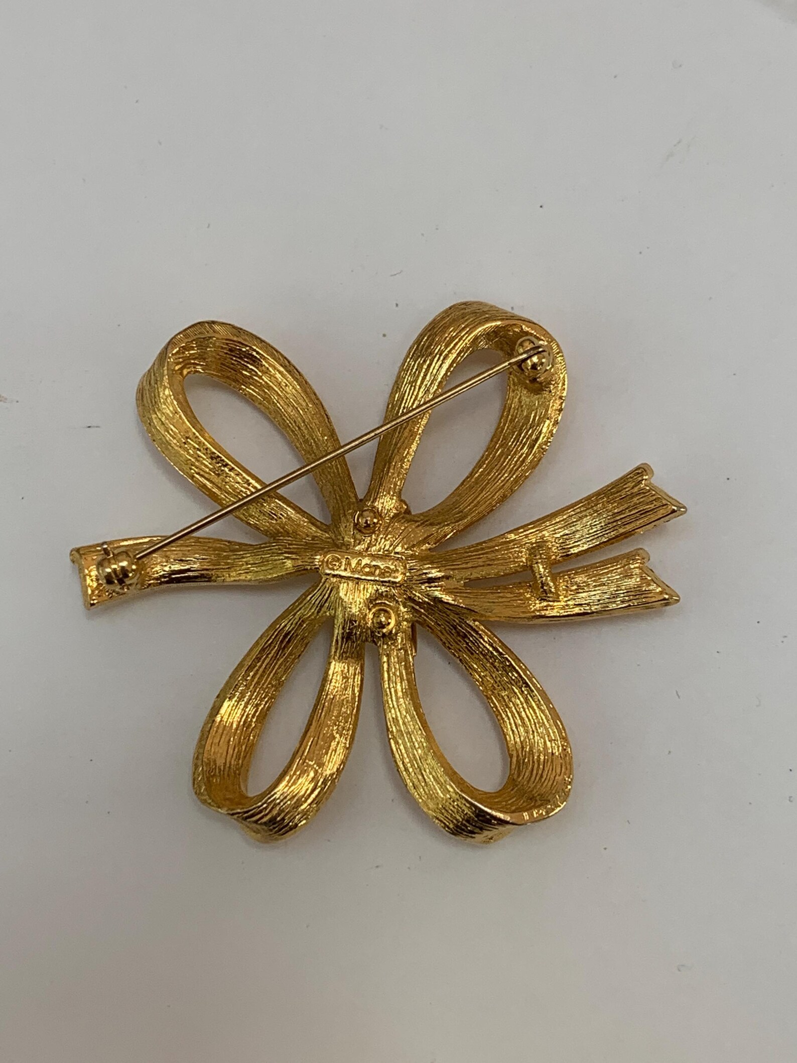Vintage MONET Double Bow, Brushed Gold Tone Brooch/pin! Designer Brooch ...