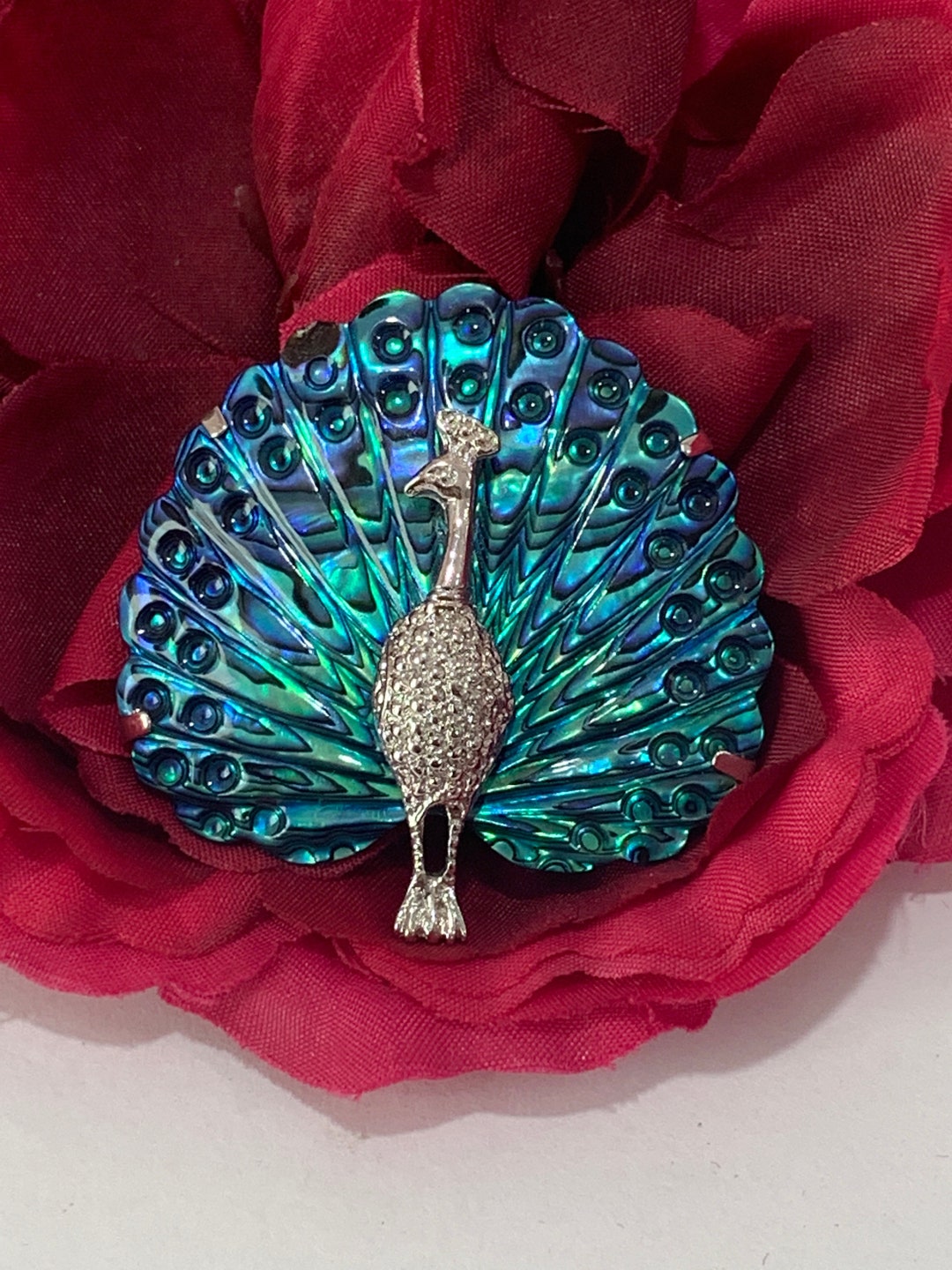 Carved Abalone Pāua Shell Brooch Unsigned G. D. Beatson, Natural ...