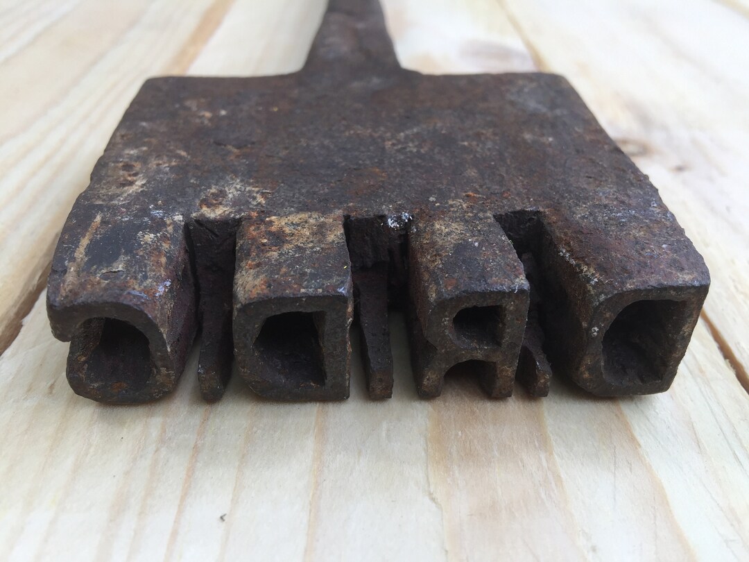 A Nice Old Vintage Branding Iron Wrought Iron With Initials D R D C ...