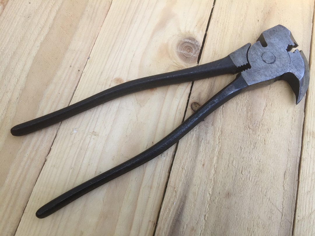 A Old Pair of Vintage Fencing Pliers for Barbed Wire Staple Remover ...