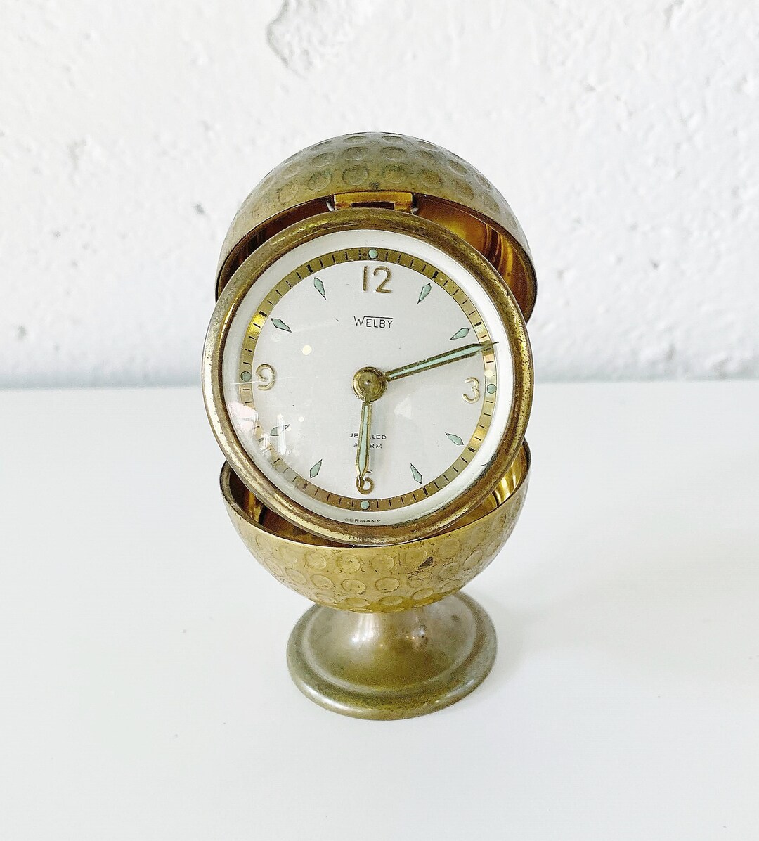 Welby Golf Ball Alarm Clock Vintage Wind up Mechanical Clock Jeweled ...