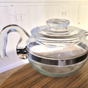 Vintage 6 Cup Pyrex Flameware Stove Top Mid Century Glass Teapot Made ...