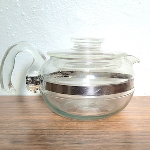Vintage 6 Cup Pyrex Flameware Stove Top Mid Century Glass Teapot Made ...