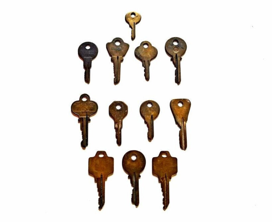 Vintage Old Keys Flat Lot of 12 Keys Brass Real Aged Patina - Etsy