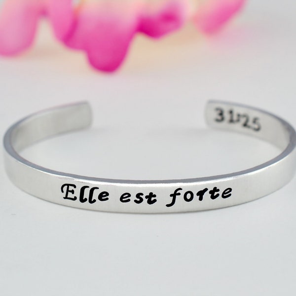 Elle Est Forte - Etsy