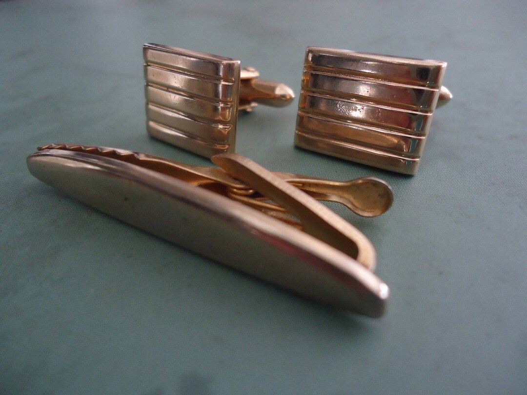 Swank Gold Cufflinks and Hickok Tie Clip - Etsy