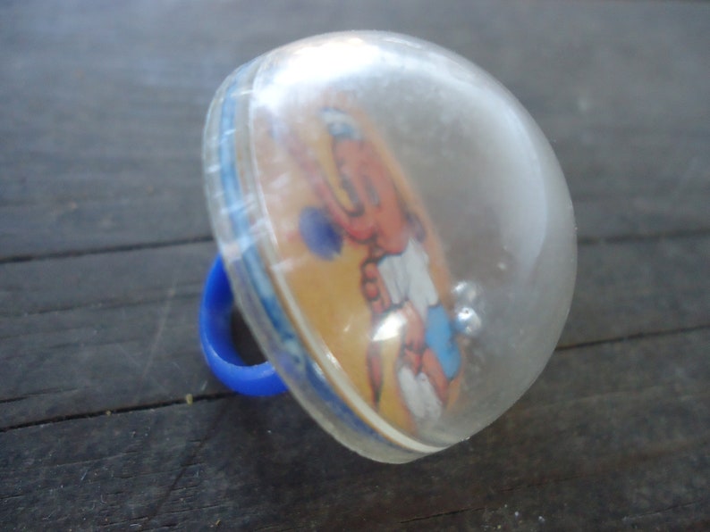 Vintage Bubble Gum Machine Ring - Etsy