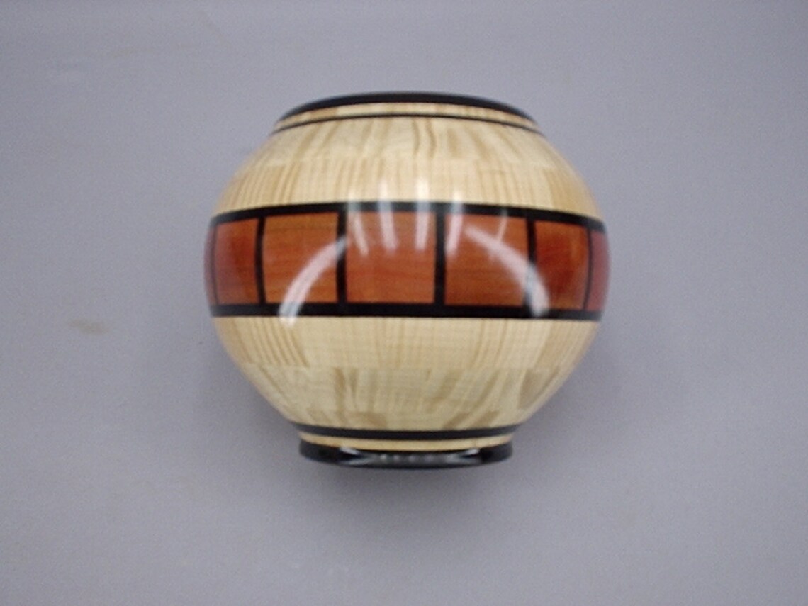 Beautiful Segmented Bowl Made of Curly Maple Bowl With Pink - Etsy