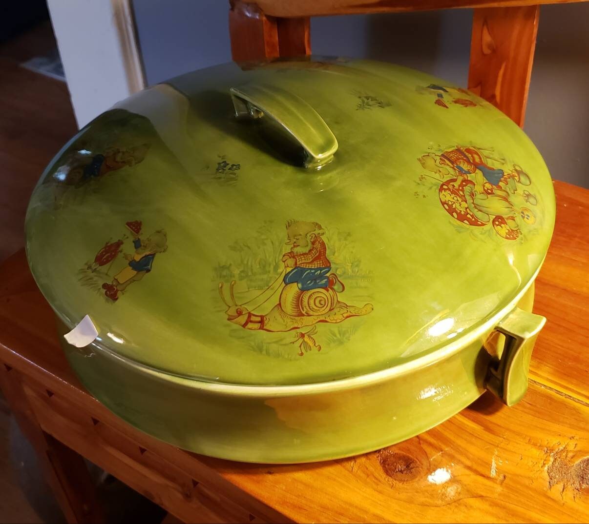 Vintage Arnel's Green Pottery Chafing Dish Signed Pat Miller. Mushrooms ...