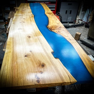 Vibrant Epoxy Resin Bar Top. Handcrafted Uniqueness That Impresses! - Etsy