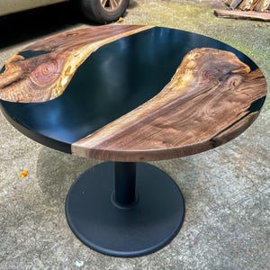 Handcrafted Black Walnut Circular Epoxy Resin Dining Table - Etsy