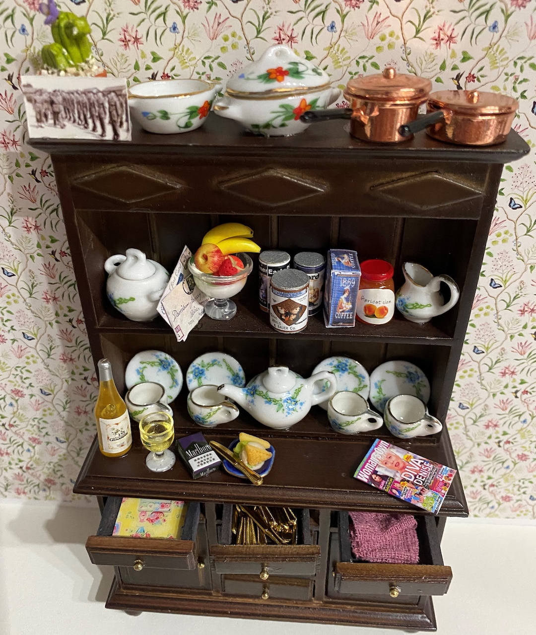 Fabulous 12th Scale Ready to Go Furniture All Ready for You to Display ...