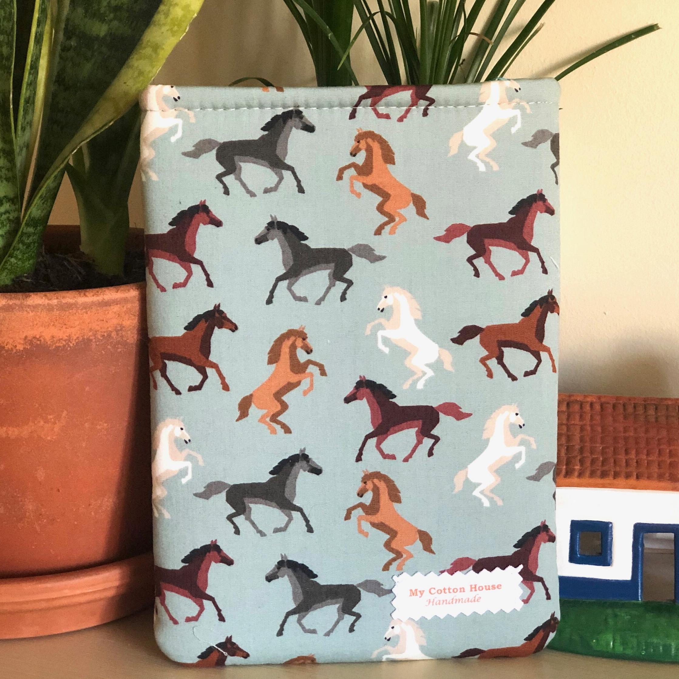 Horse Lovers Book Sleeve - Etsy