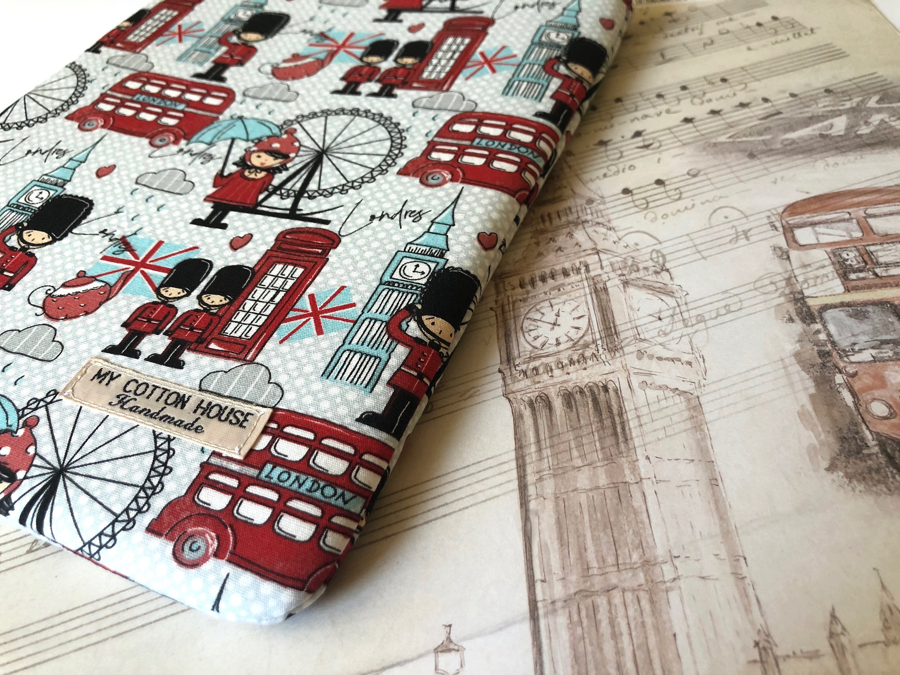 Padded Book Sleeve London Print Book Lover Gift | Etsy