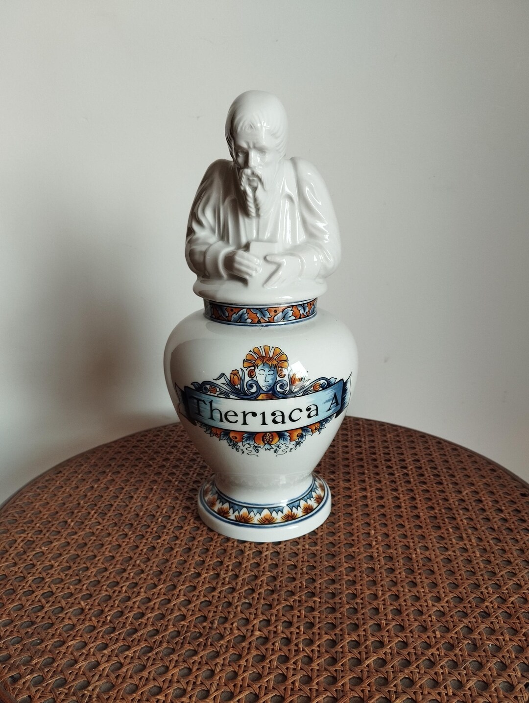 Porcelain Pharmacy Jar “theriaca A” – Décors De Paris – Apothecary Pot ...