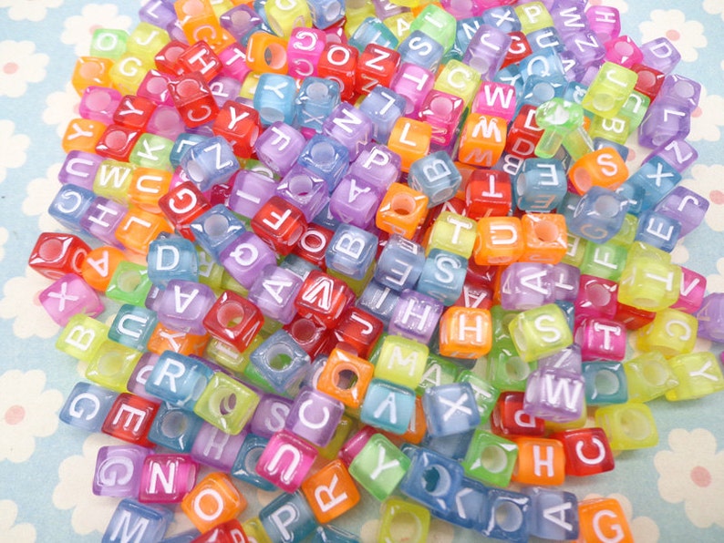 200 Pcs Alphabet Round Beads,letter Square Beads,mixed Colors Letter ...