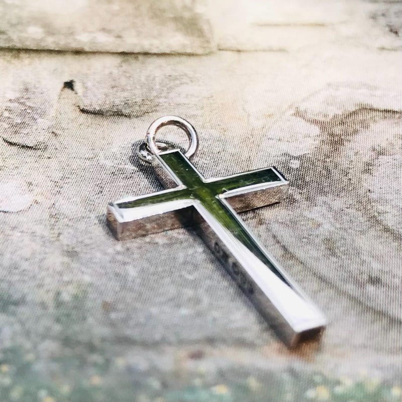 Silver Cross Pendant - Etsy