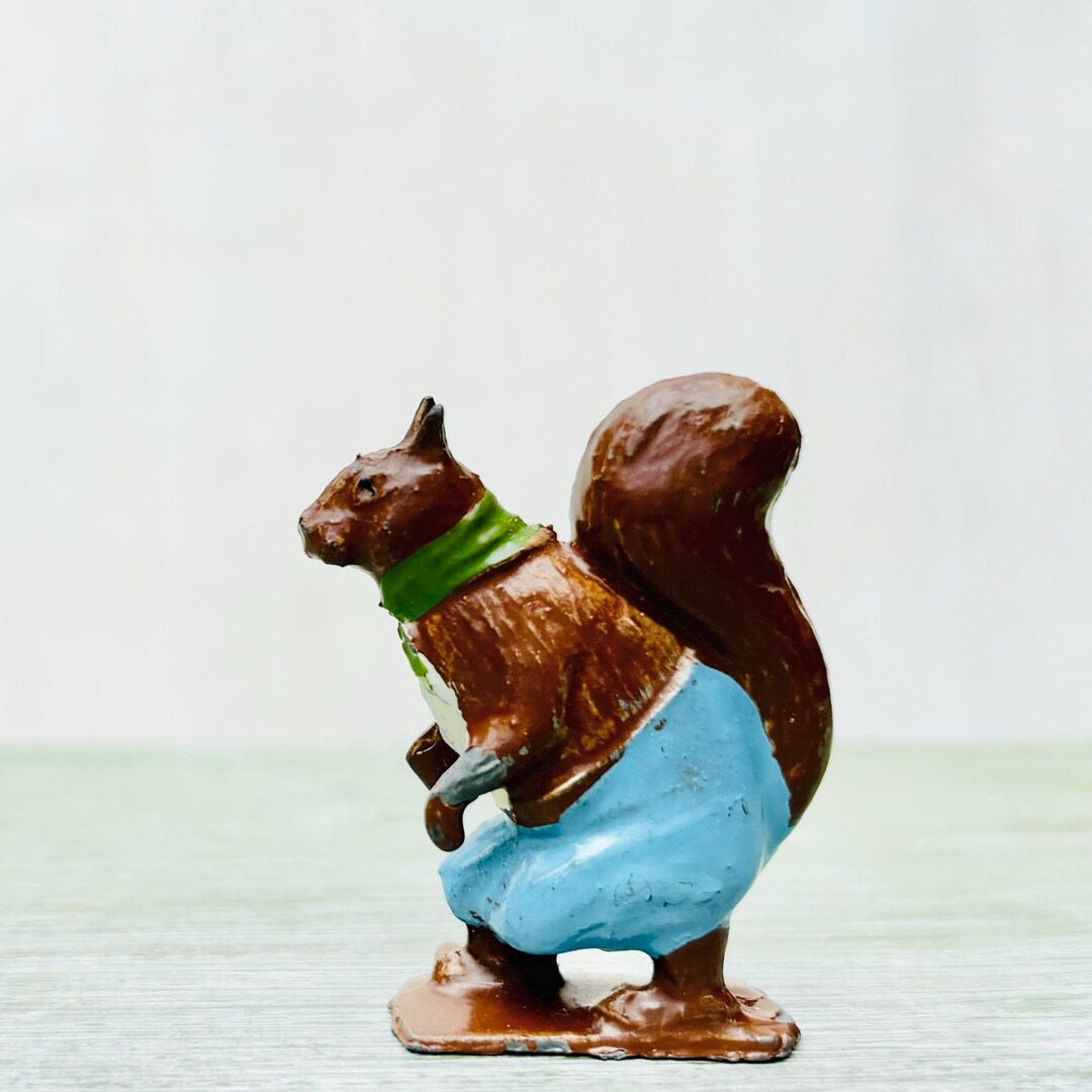 1930s Britain's Cococub Nutty Squirrel, Miniature Lead Anthropomorphic ...