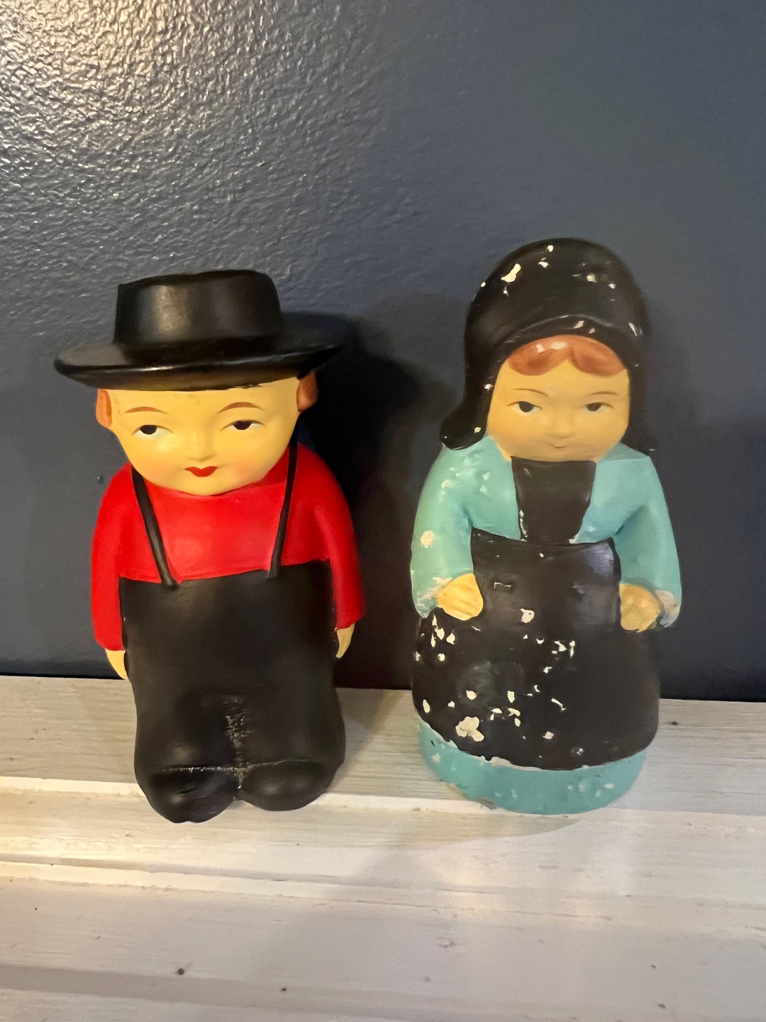 70% OFF Adorable Amish Boy and Girl Salt and Pepper Shakers by Brinns ...