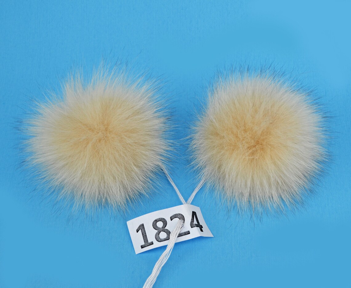 4,5" to 5" HIGHEST QUALITY FOX Pom Poms! Double Fox Fur Shiny Soft Pom ...