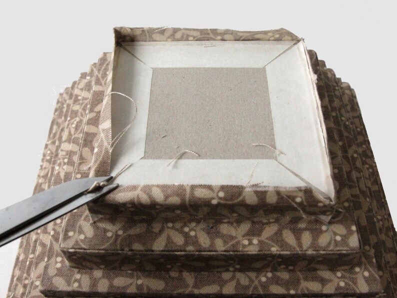 Tutorial to Make a Pyramid Box | Etsy