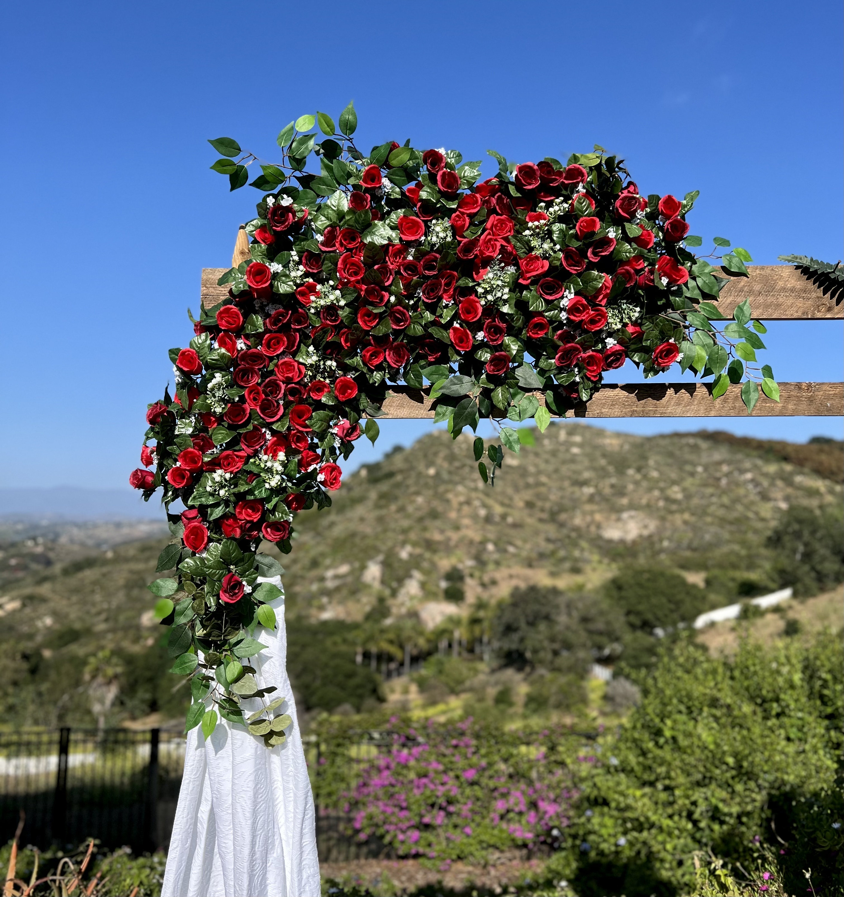 Luxury Scarlet Red White Rose Church Wedding Ceremony Flowers, Red ...