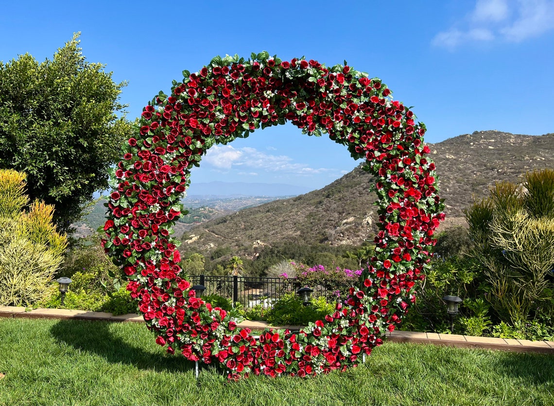 Luxury Red Rose Circle Arch Wedding Ceremony Flowers, Party Event ...
