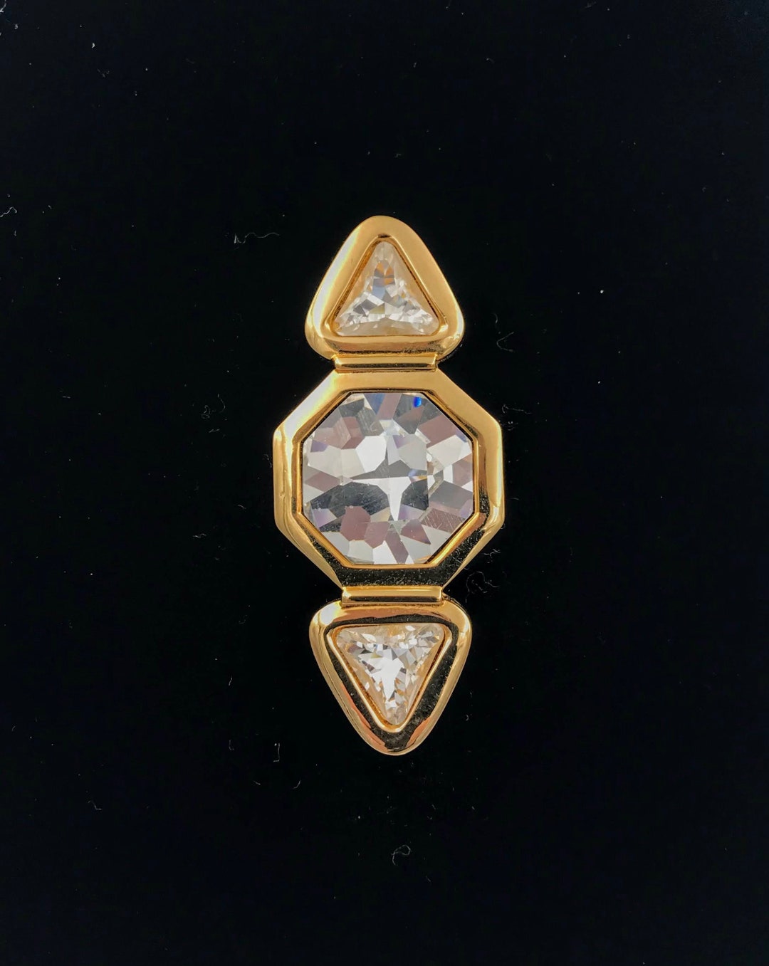 VINTAGE SWAROVSKI 3 Clear Bezel Set Crystals Bar Pin. Has SAL Logo ...