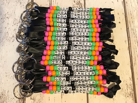 Personalised beaded bag tag or keychain for school bags PE | Etsy