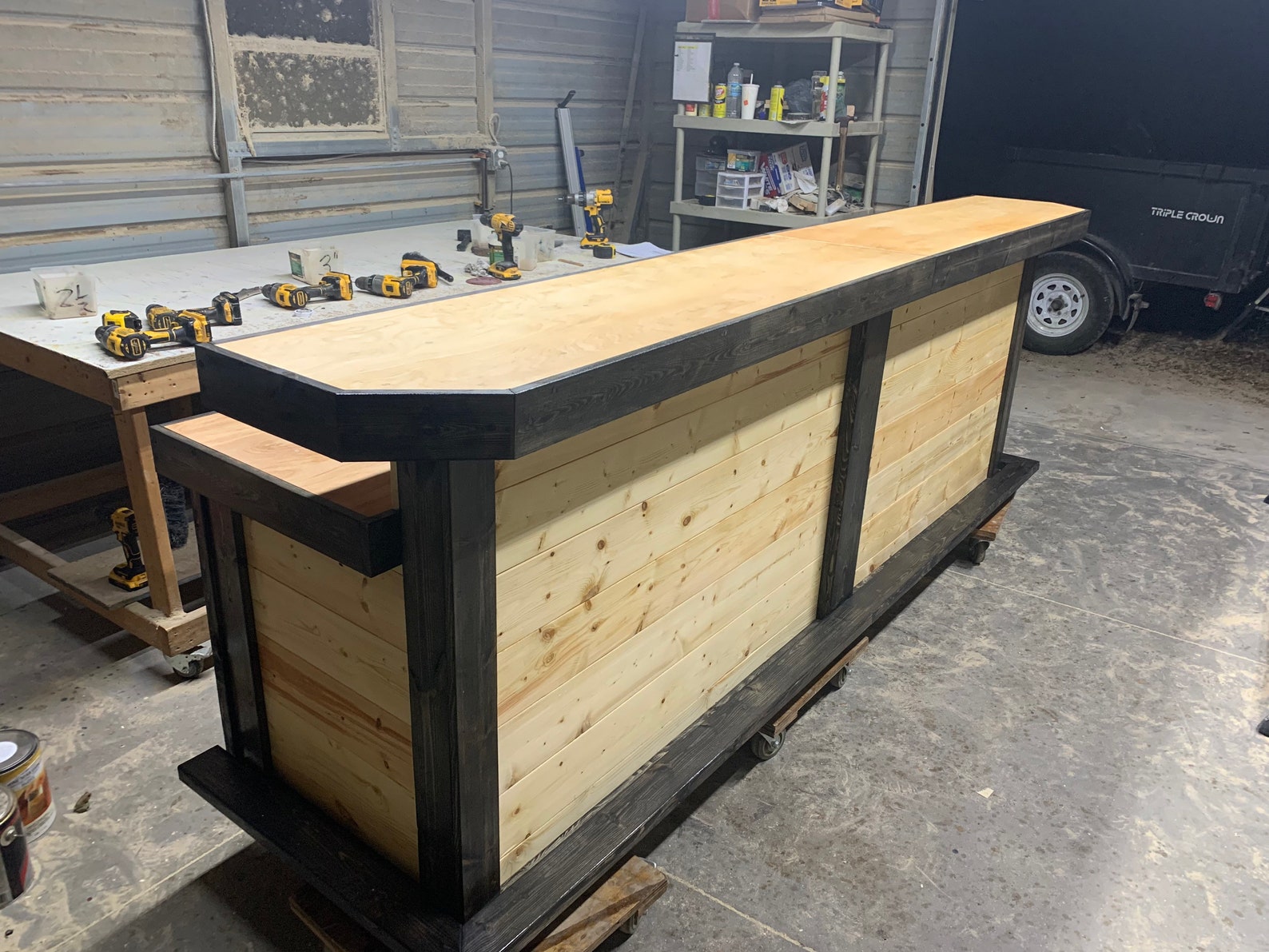 Handmade Two-tone Rustic Pallet Bar: Shabby Chic Style (10’ Long, 3 ...